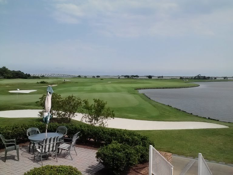 Restaurant | Ocean City MD Golf Course| Rum Pointe Berlin MD